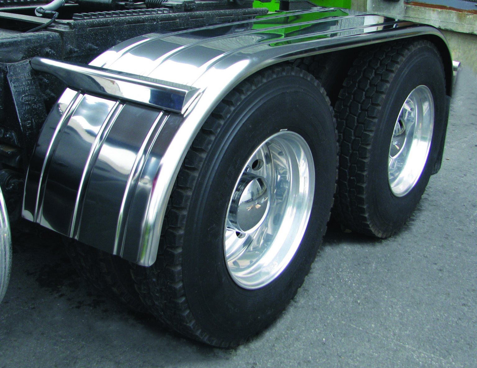 FR12054SHP 120" Ribbed SS Tandem Fender 16 GA - High Pro - Class Eight ...